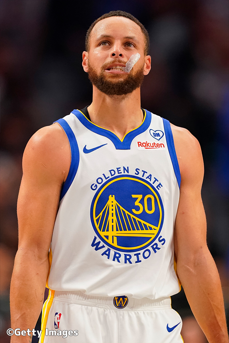 レブロンがカリーの快挙に反応「おめでとう！」…NBA史上初の3P通算4000本成功を祝う | バスケットボールキング