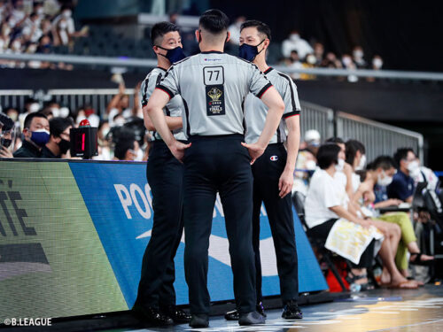 【JBA審判グループに聞く！（後編） 】注目！「ヘッドコーチチャレンジ」と「世界で活躍する日本人レフェリー」 | バスケットボールキング