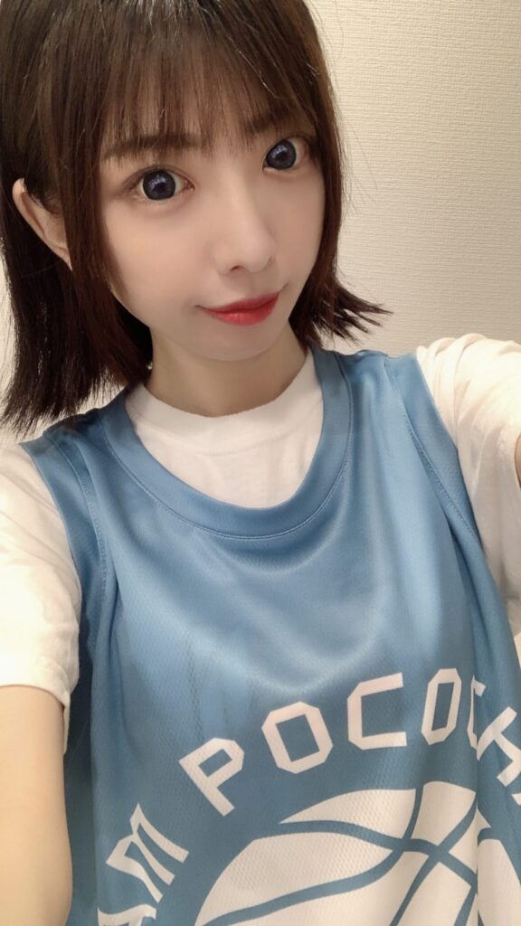 【BBK×Pococha】人気ライバーがバスケットボールキングのビルボードバナーに登場！ 〜Part1〜 | バスケットボールキング