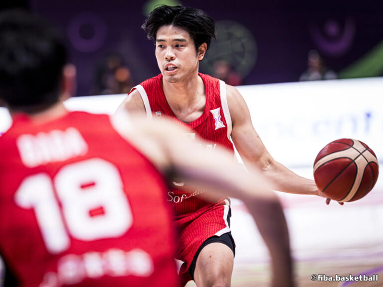 吉井裕鷹が語る日本代表の「本当の課題」…決勝トーナメントでリーダーシップ発揮へ | バスケットボールキング